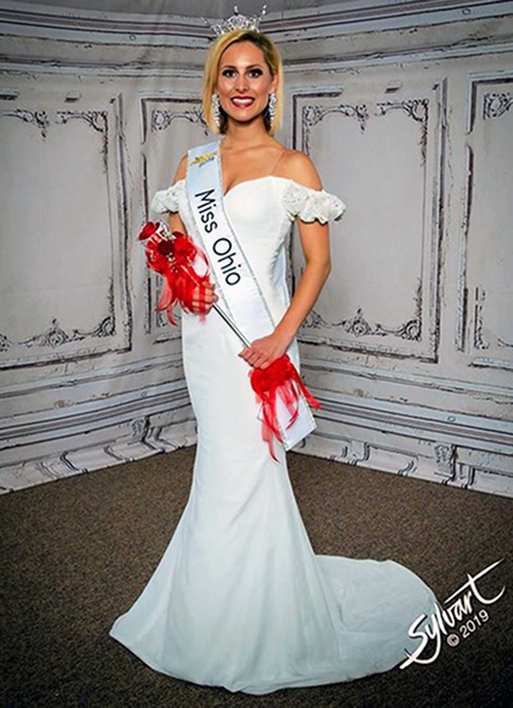 Miami counselor competes in the Miss America pageant – Oxford Observer