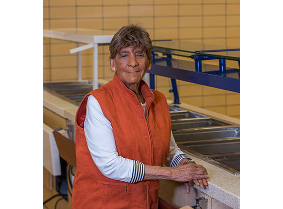 Longtime Miami food service worker leaves legacy of caring – Oxford ...